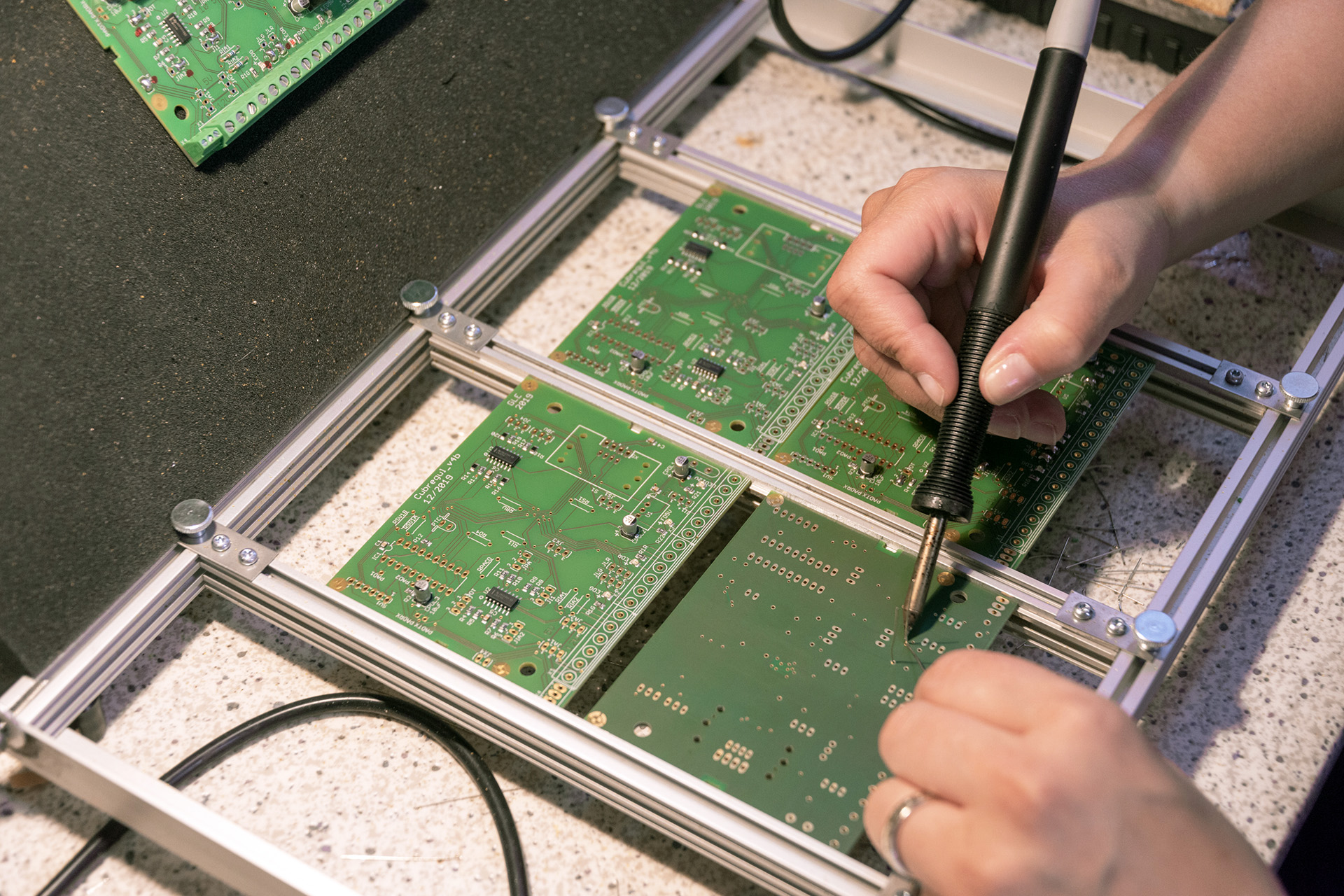 Traitement de surface eloxage brunissage noircissage granges sierre ...